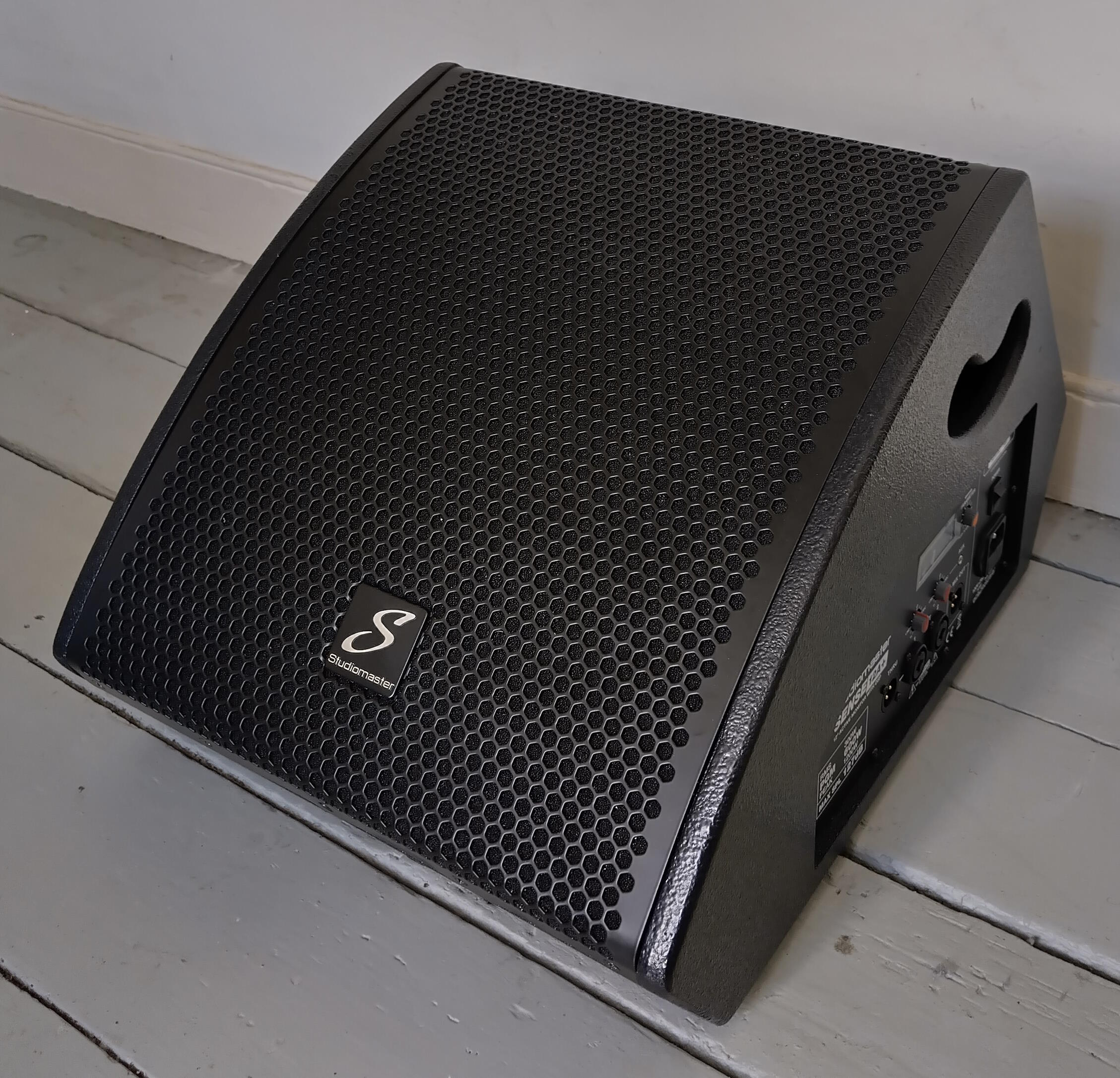 Studiomaster Sense 12A+ Review – New stage monitors – RCM Audio